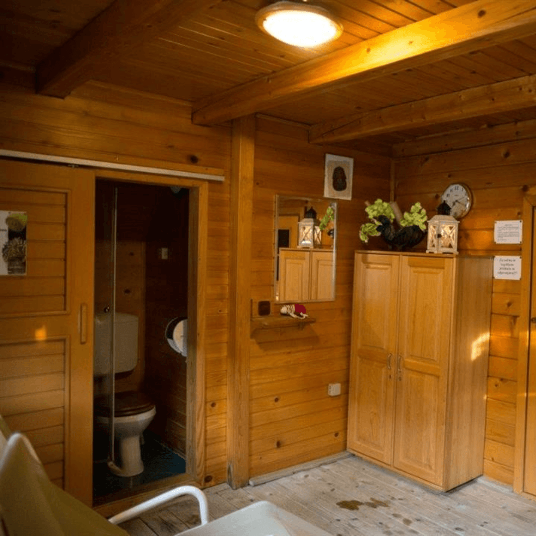 2 urni najem hiške s savno in jacuzzijem za dva - Faraonova savna ...